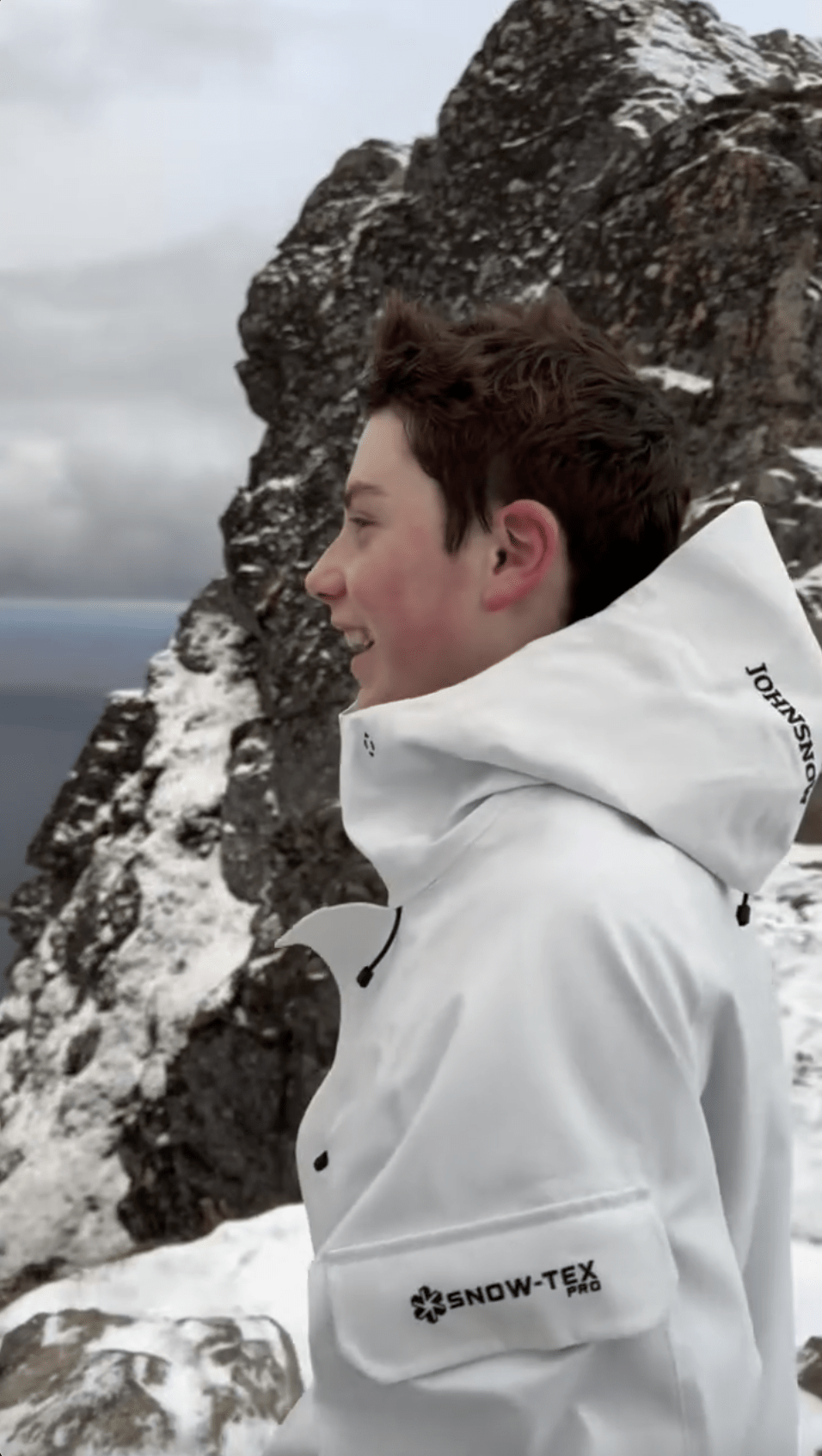 John Travolta’s 14-year-old son, Ben, looks all grown up in rare video ...