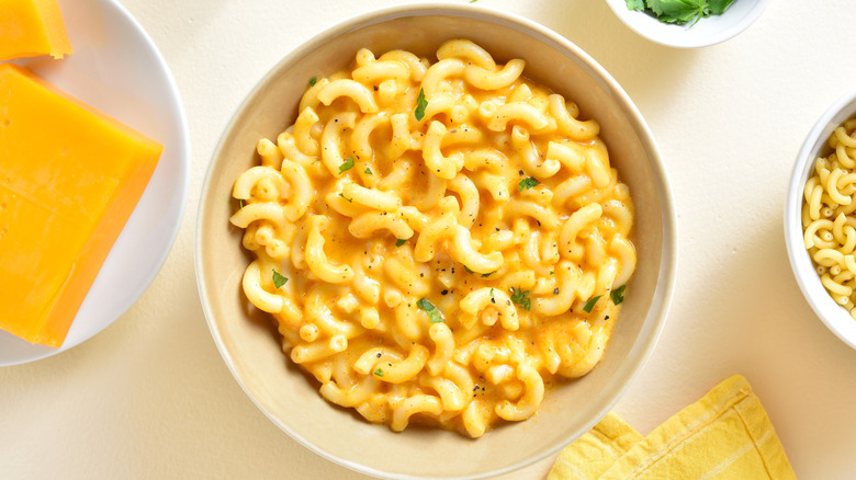 Mac And Cheese Lovers Flock To This Chain For Its Customizable Menu