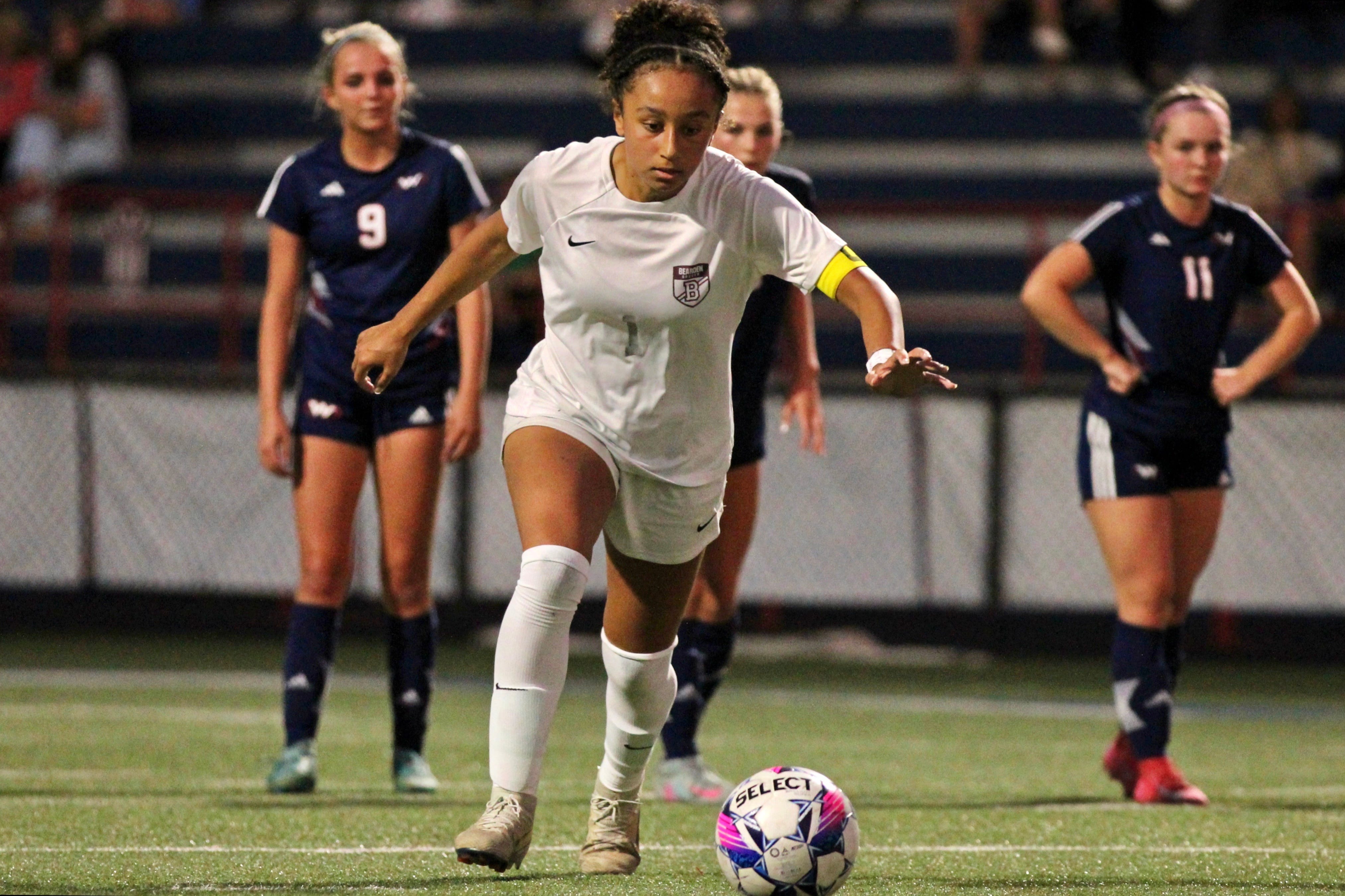 Jayla Blue signs with Lady Vols soccer