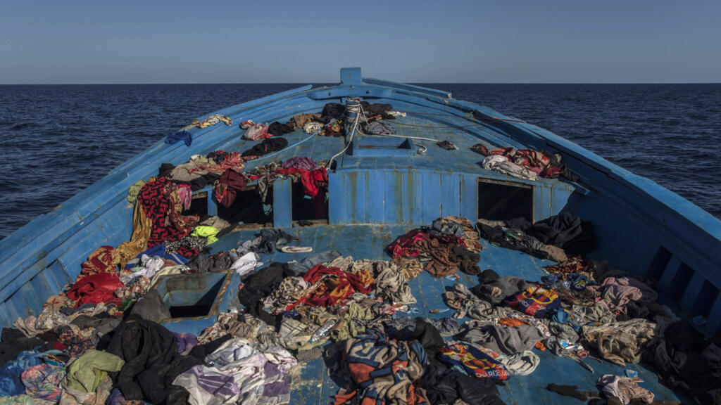 42 migrants presumed dead after boat capsizes off Libyan coast