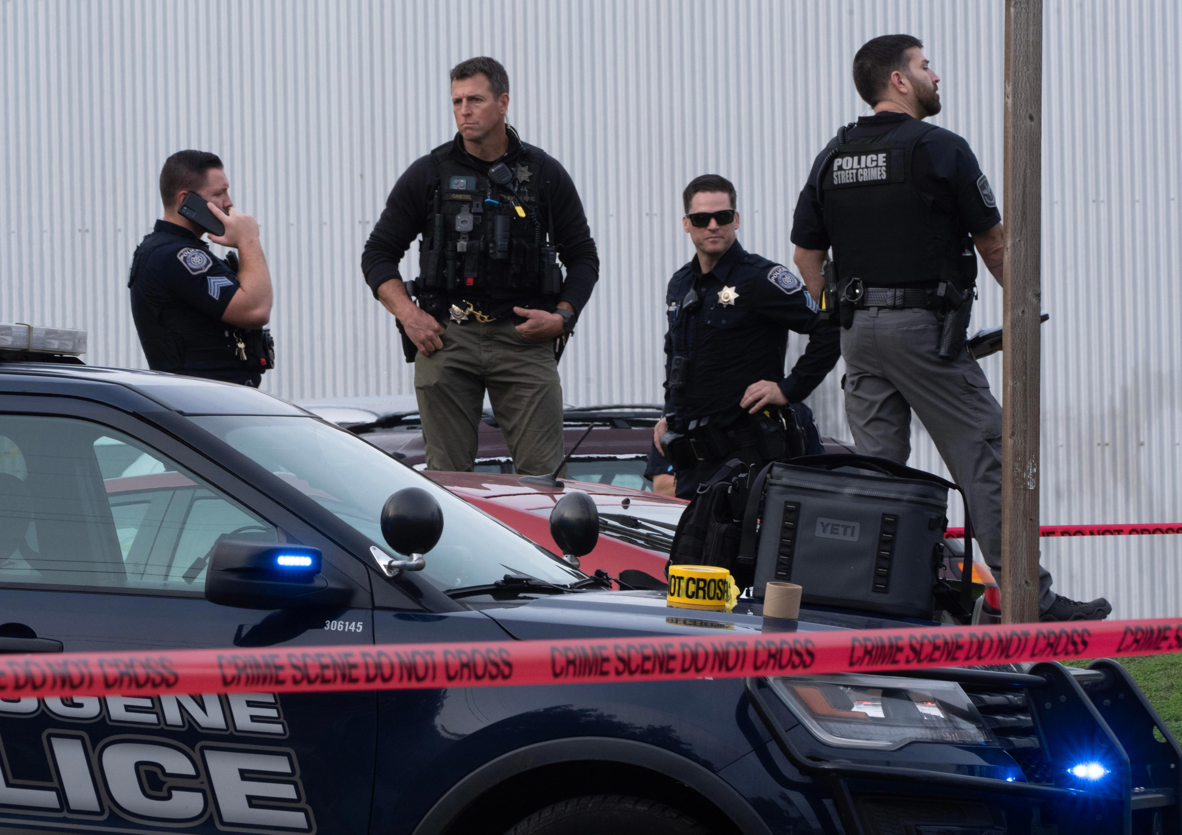 Eugene officer shoots man carrying shotgun on Madison Street