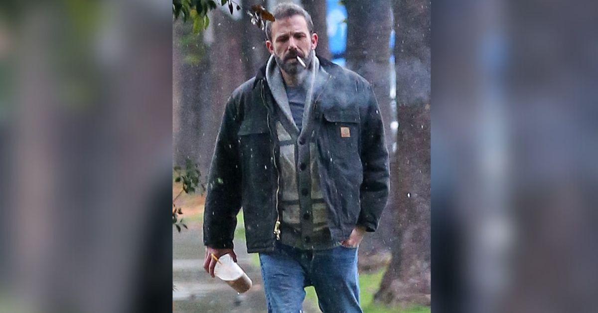 Single Ben Affleck Spotted Smoking in Hollywood as Actor's Bad Boy ...