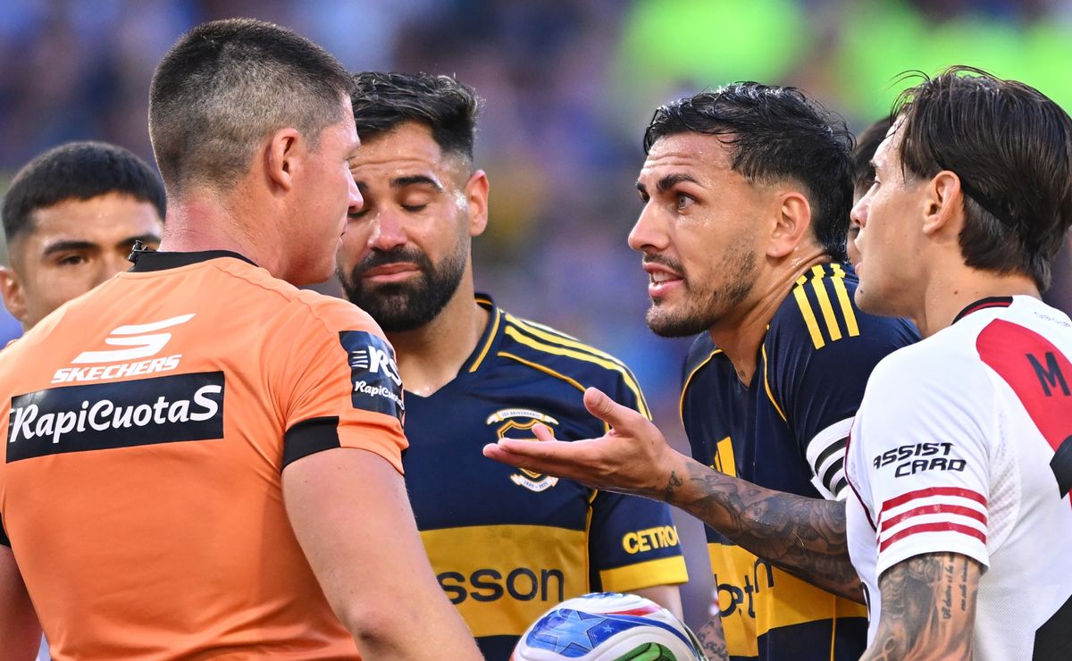 El inesperado dilema que posee Claudio Úbeda para definir la formación ...