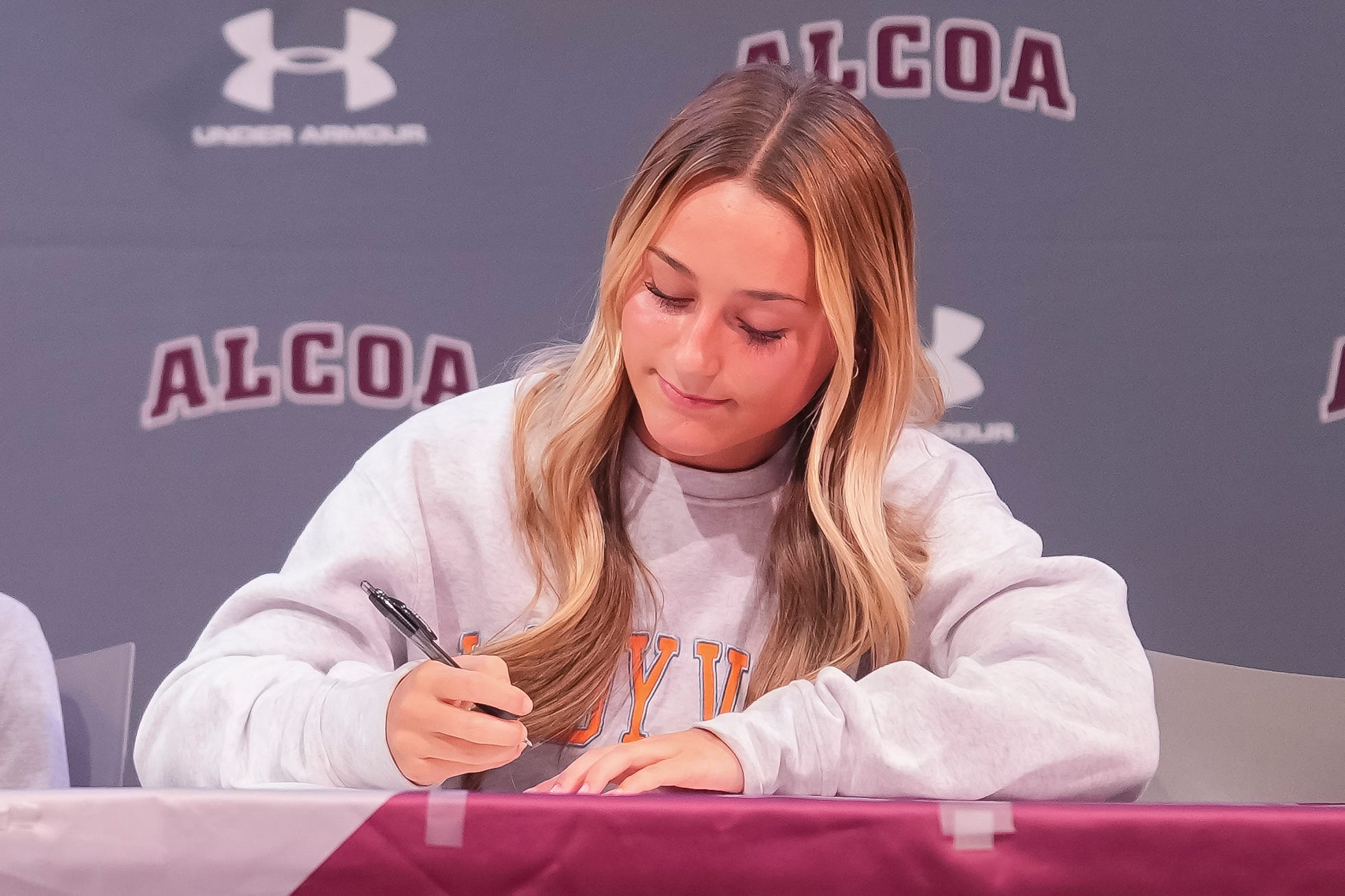 What Tennessee softball coach Karen Weekly said about 5 players who ...