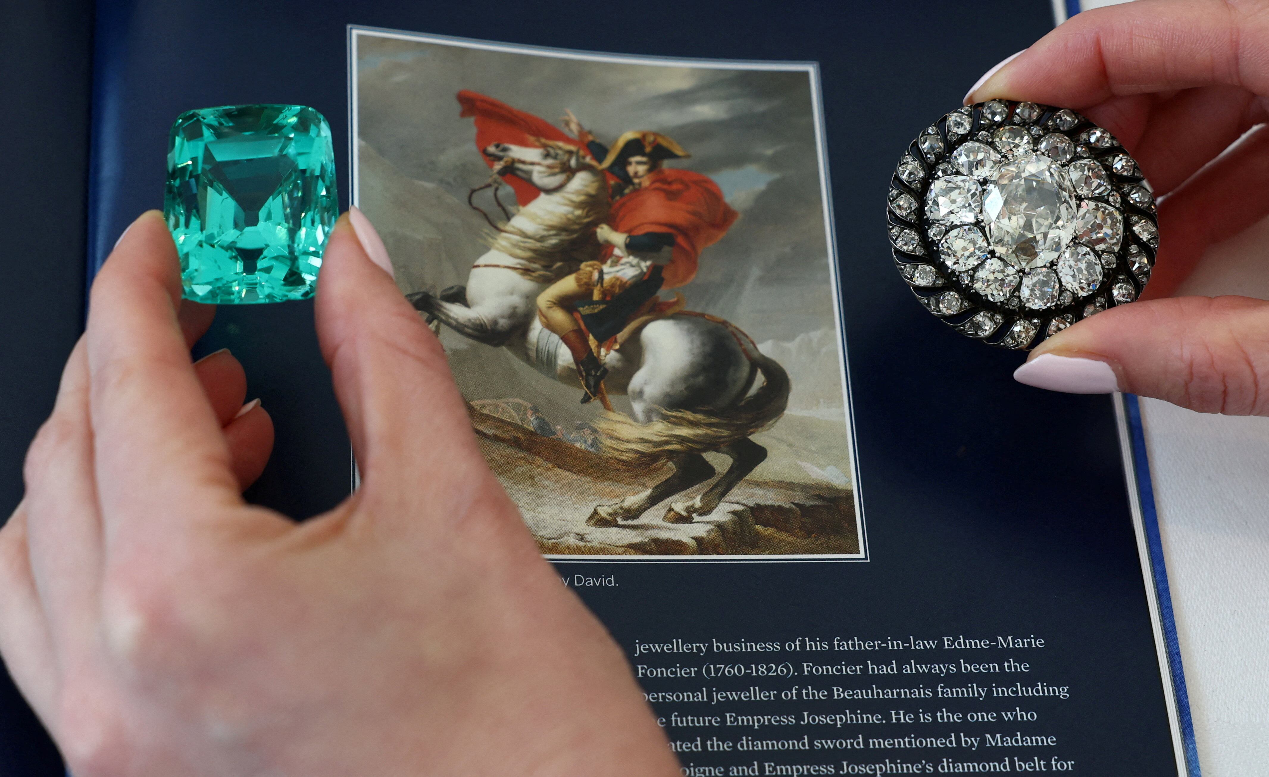 Napoleon's Waterloo Diamond Brooch Fetches 5.2 Billion Won