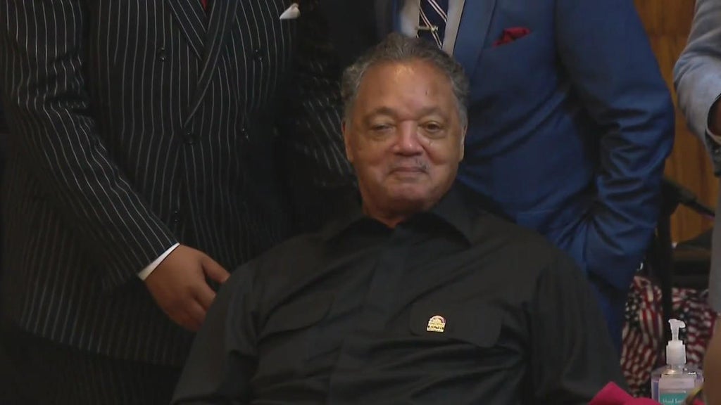 Rev. Jesse Jackson hospitalized in Chicago, Rainbow/PUSH confirms