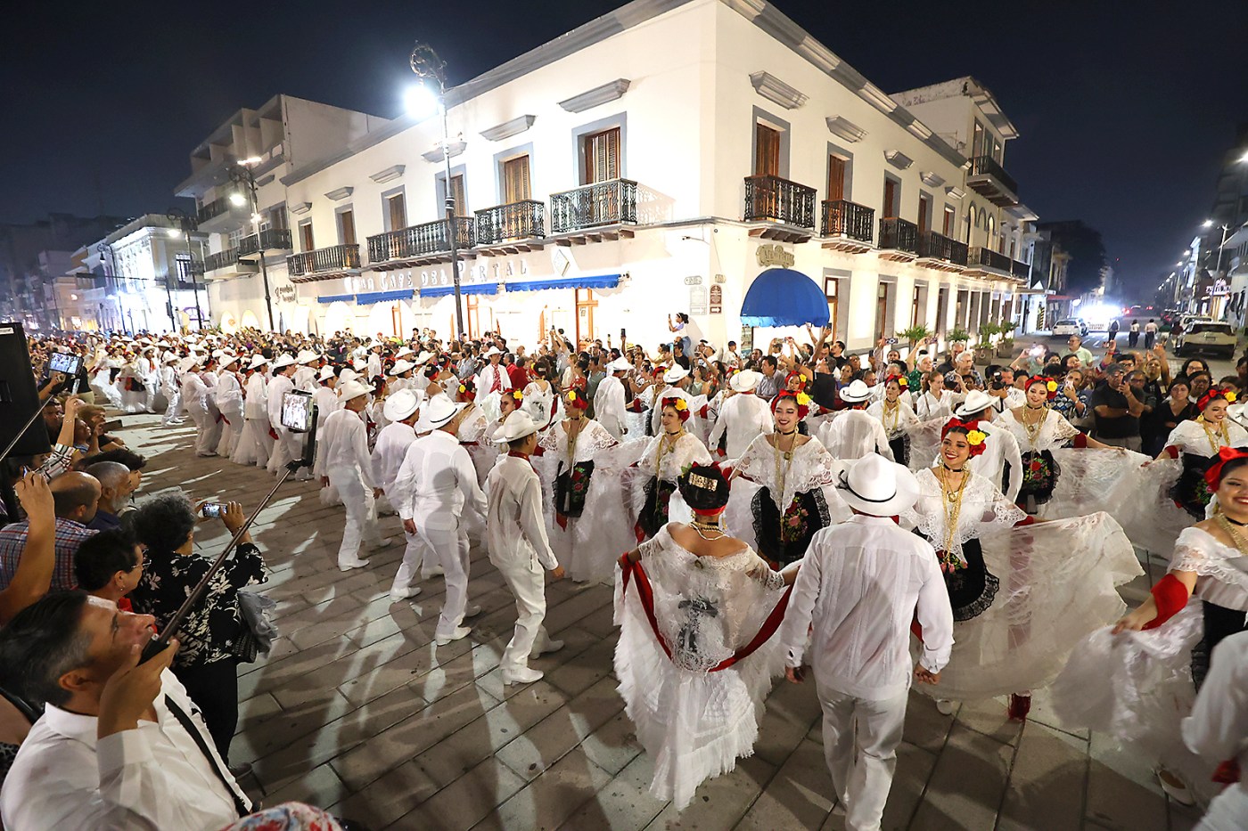 Photos | Vibrant tradition of folklórico dance displays Indigenous ...