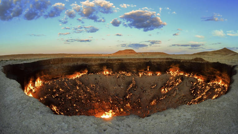 Inside Turkmenistan’s Door to Hell: The Fiery Crater That’s Been ...