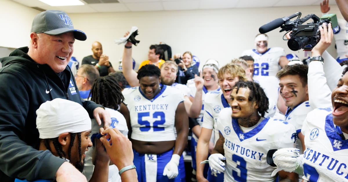 Kentucky players are motivated to take Mark Stoops off the hot seat