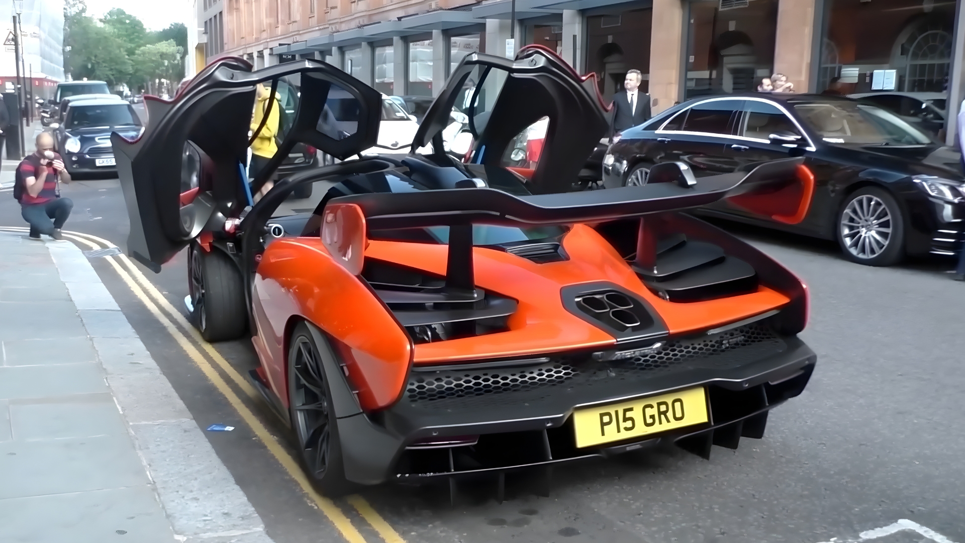 McLaren Senna van 1 miljoen dollar gespot in Londen