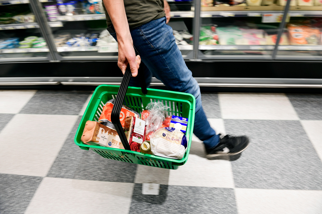 Glass och godis bakom oväntat inflationstryck