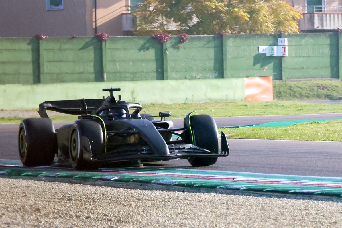 Exclusive: Perez and Cadillac test Ferrari F1 car at Imola