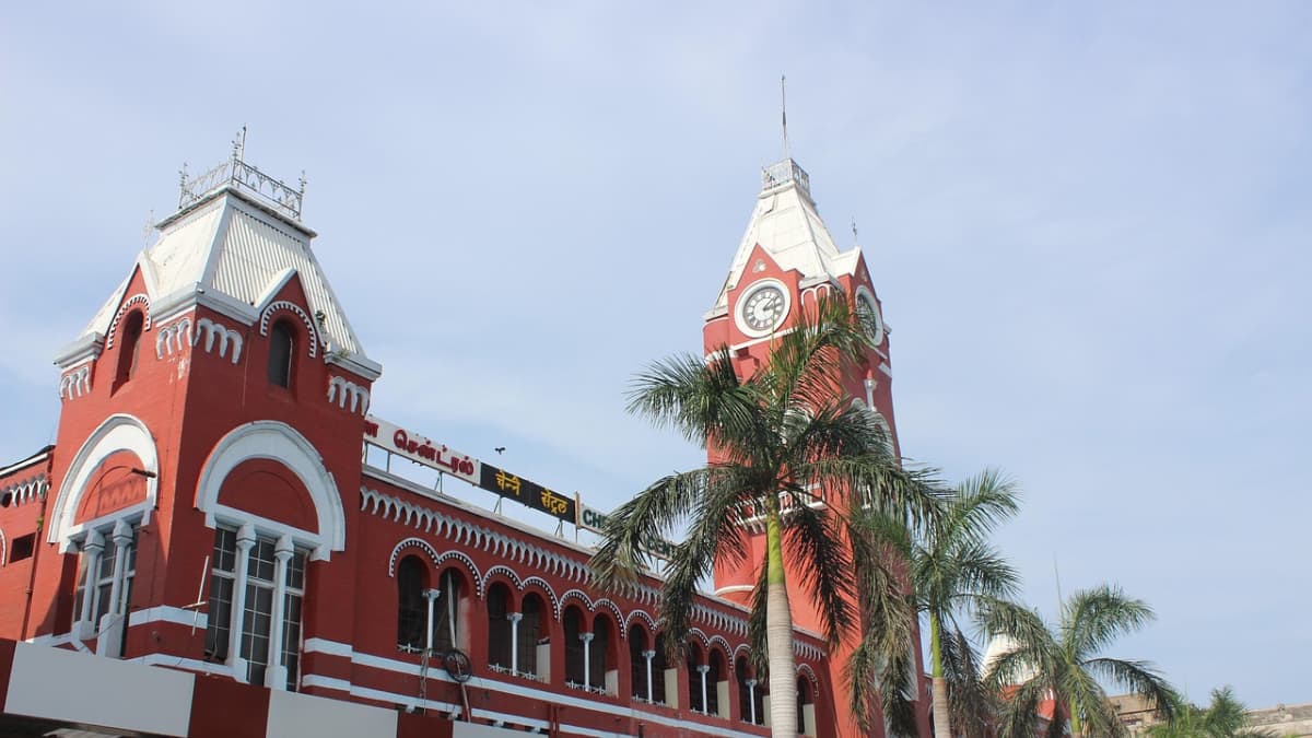 Chennai One App Launches ‘Re 1 Ticket’ Offer For Bus, Metro & Train ...