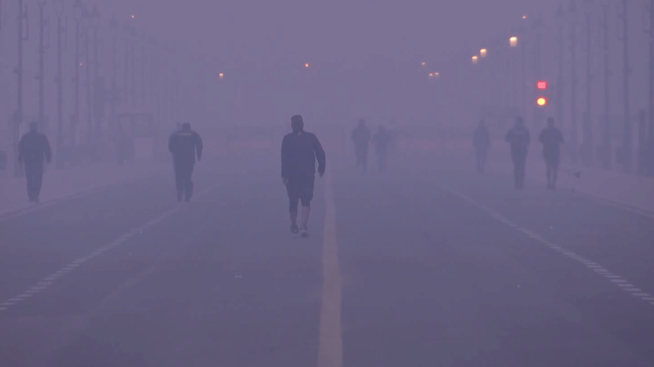 Delhi’s AQI stays in ‘severe’ category for third day