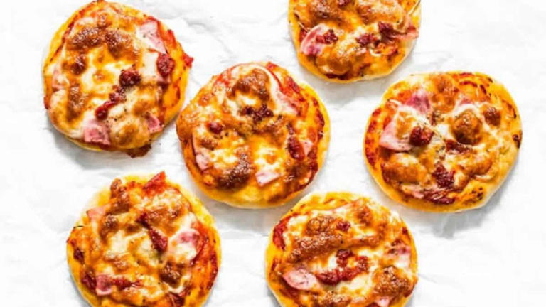 Mini Pizza Varieties To Make With Kids On An Infrared Cooktop