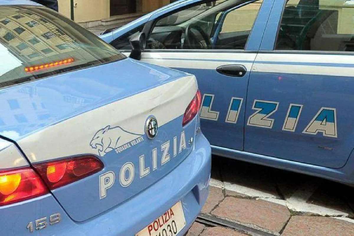 Palermo, esplosione e colpi di pistola contro una chiesa allo Zen