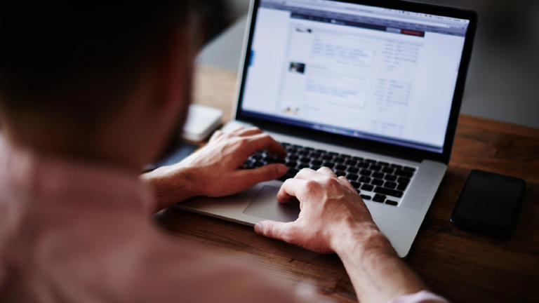 Come aprire l’ultima finestra di Windows 11 senza vedere le anteprime: guida all’attivazione del ...