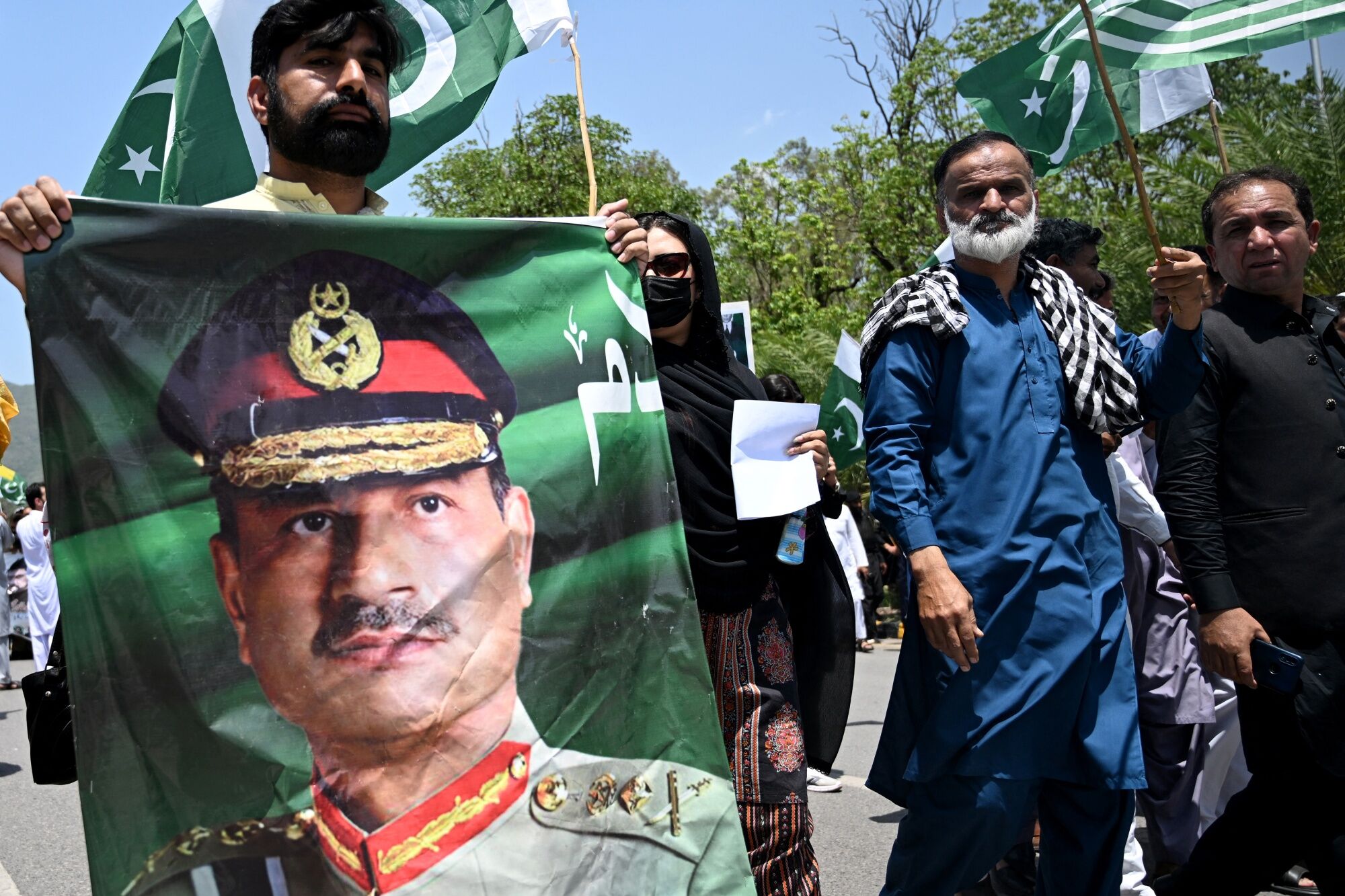 Pakistan Army Chief Gets More Powers, Immunity for Life