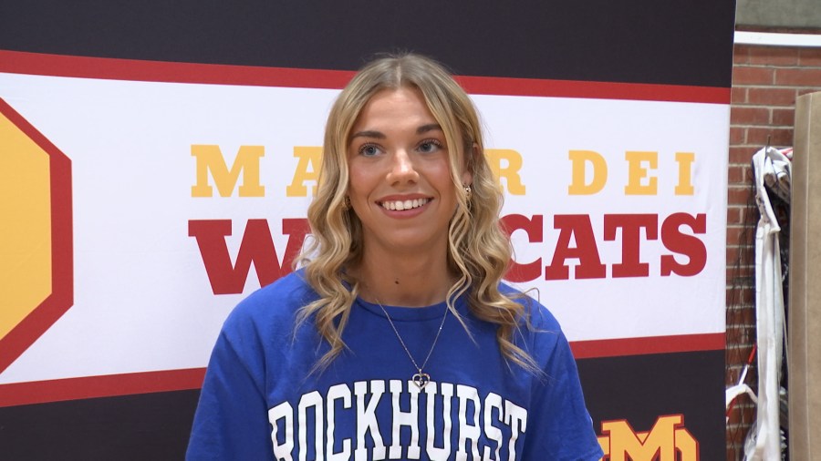 Four sign at Mater Dei on National Signing Day