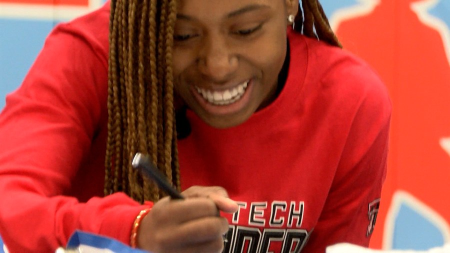 Lady Raider basketball signs six on National Signing Day
