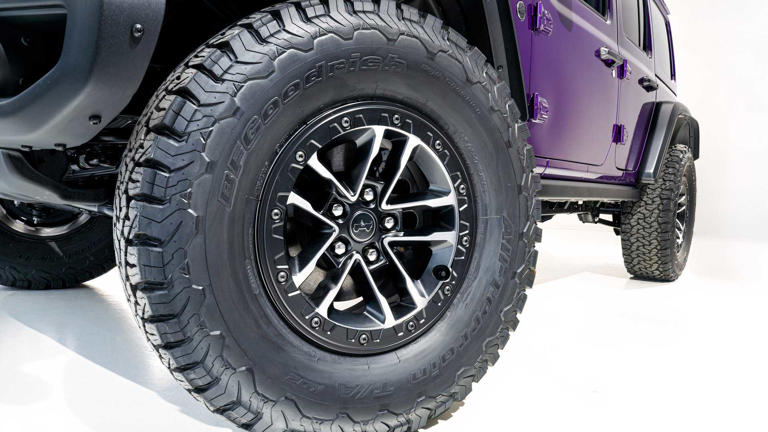2026 Jeep Wrangler Moab 392 Specs: Price, HEMI V8, And Operation ...