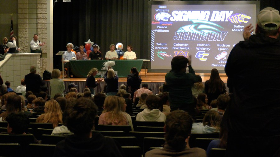 Historically large crowd honors Seahawks on signing day