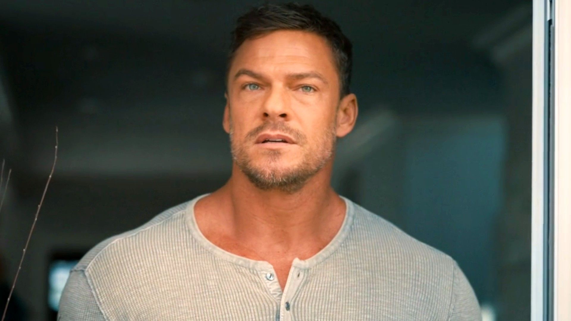 Alan Ritchson's New Prime Video Movie Playdate Debuts To 10% Rotten ...