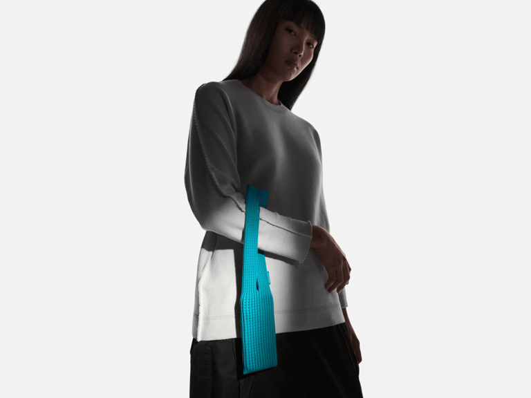 Apple’s Next Product is a Knitted Pocket, So You Can Wear Your iPhone