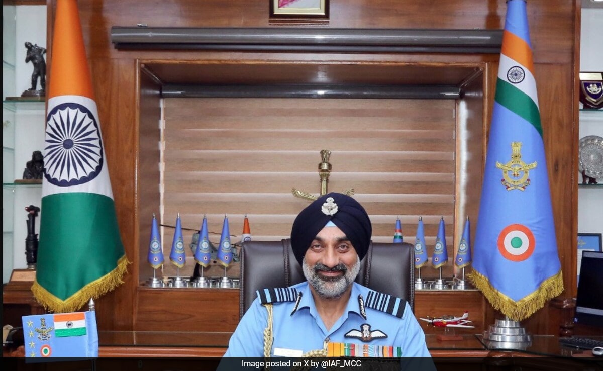 Nyoma Airbase Near China Border Operationalised, Air Force Chief Lands ...