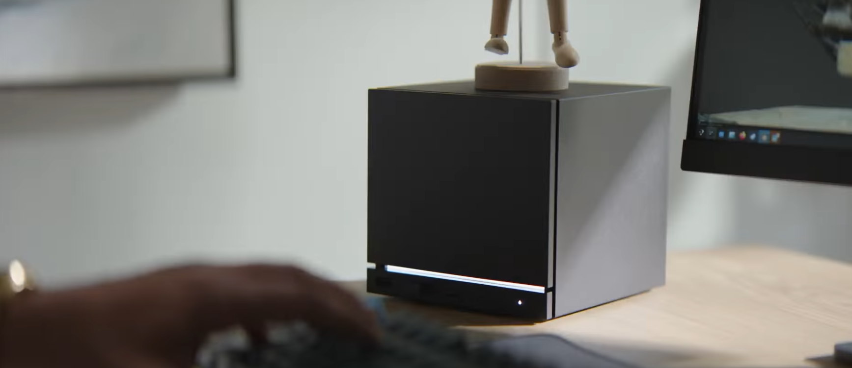 Valve Reveals A New Console, The Steam Machine, Amidst Half-Life 3 Rumours