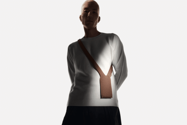 Apple’s New Knitted ‘iPhone Pocket’ Sold Out Immediately