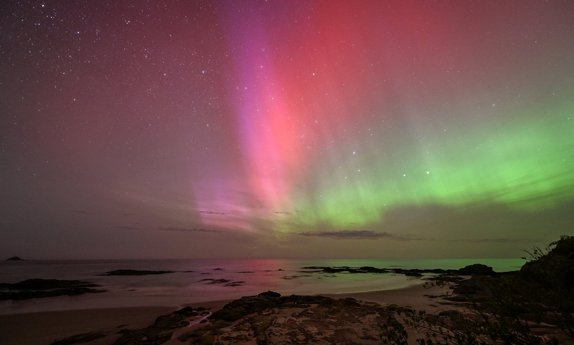 Aussie skies to be lit up tonight in spectacular aurora show