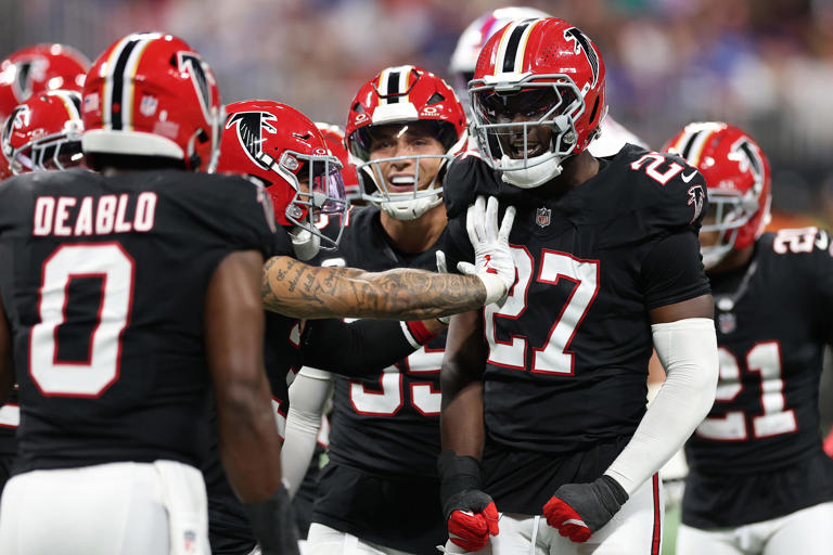 Where to watch Falcons vs. Rams: Time, TV channel for Week 17