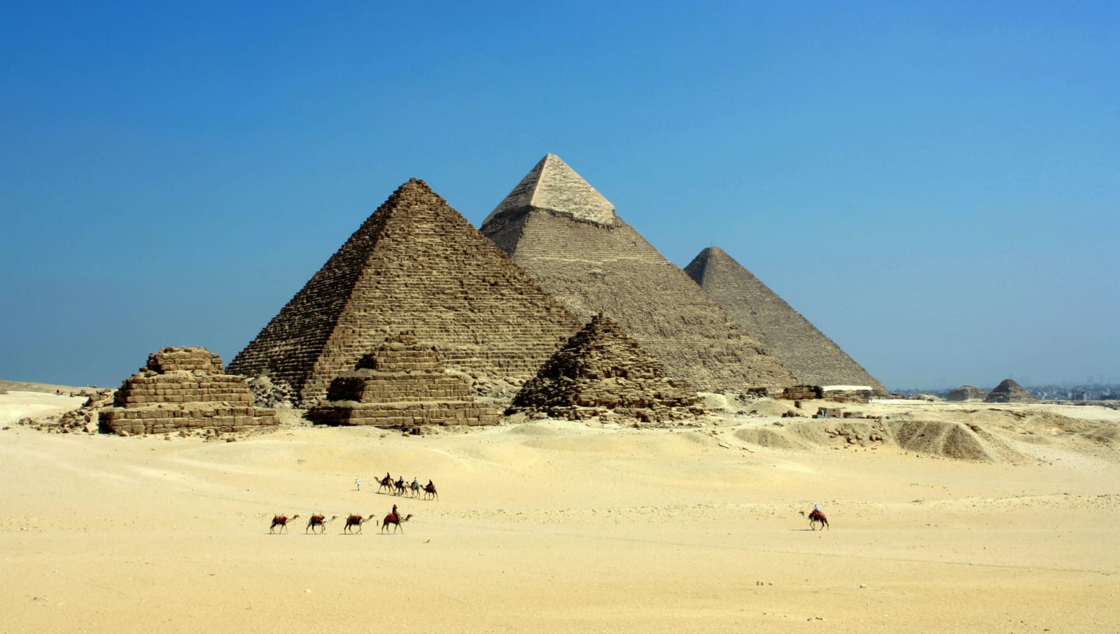 Great Pyramid Piece Cursed? Family Says Son's Theft in Egypt Brought ...