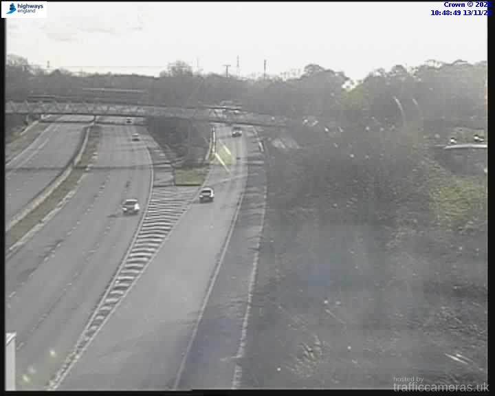 M1 crash: Man and woman in their 20s die after car crashes into tree ...