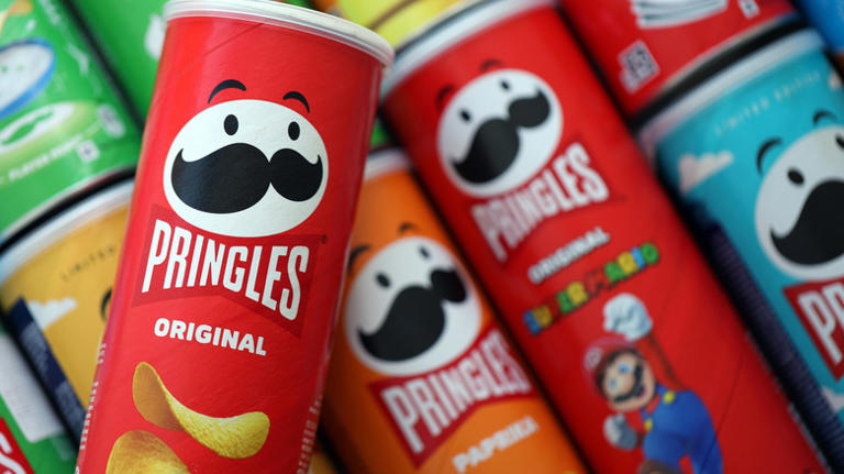 The Sweet Holiday Pringles Chip Shoppers Don't Want Back