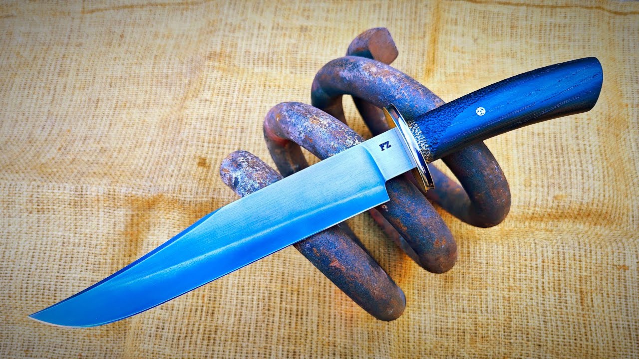 From an old rusty spring into a sharp knife: making a Bowie knife