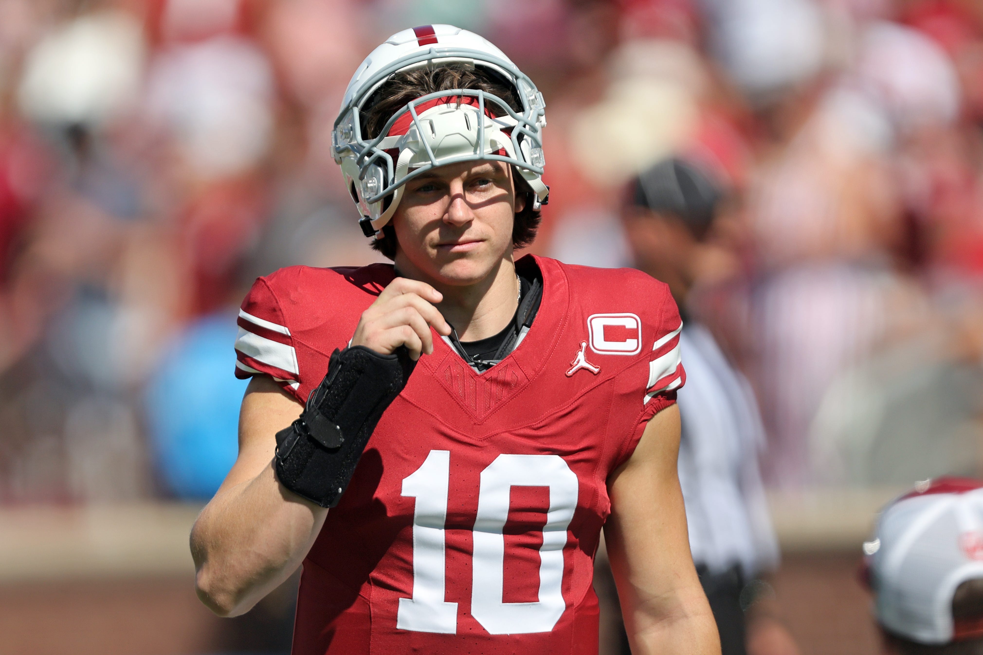 Broncos select new quarterback in way-too-early 2026 NFL mock draft