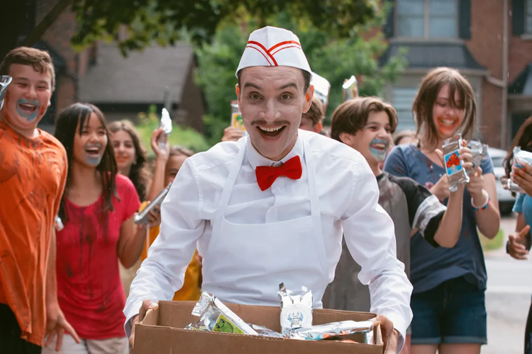 Eli Roth's Ice Cream Man Sets Cast & First Look Released