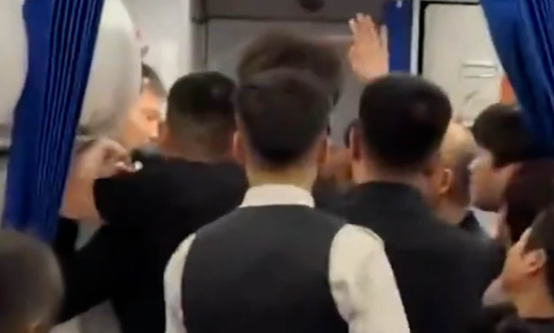 The moment a pregnant woman goes on hour-long screaming rant after ...