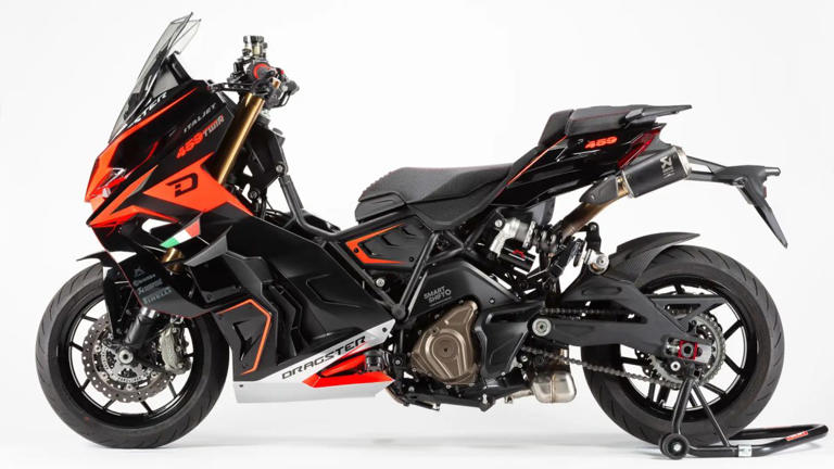 Primo sguardo all'Italjet Dragster 459 Twin del 2026: SmartShift e ISAS