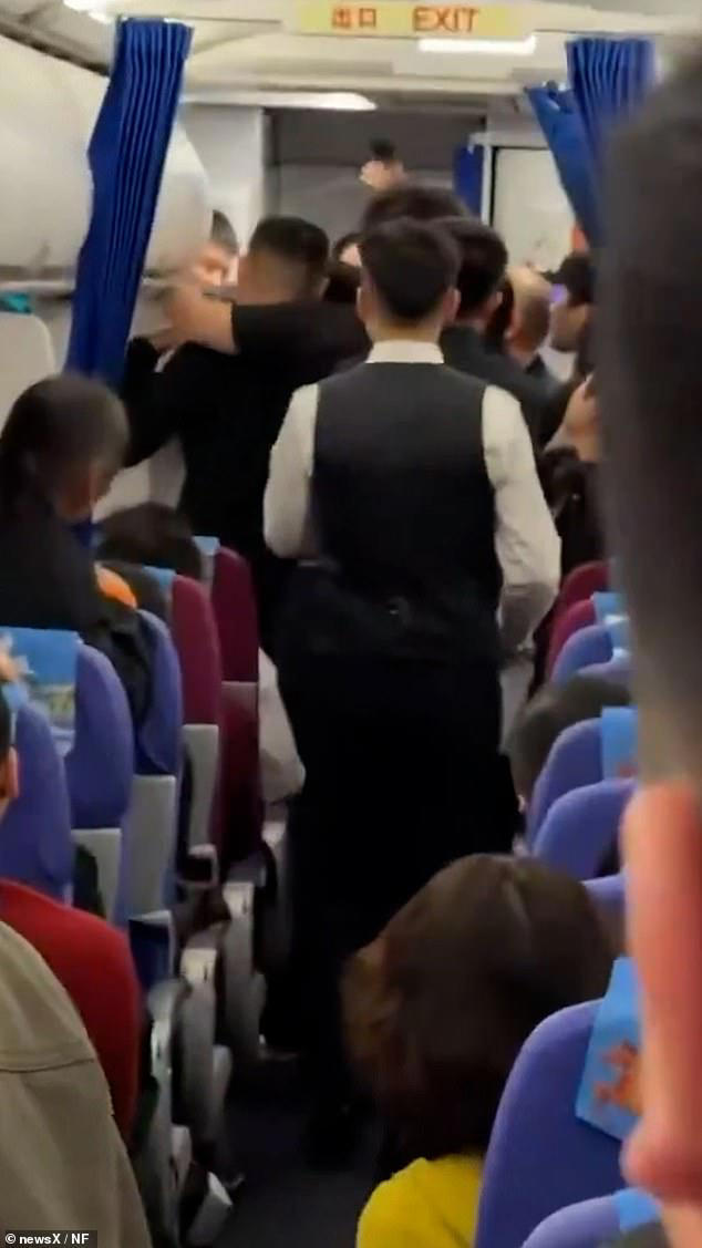 The moment a pregnant woman goes on hour-long screaming rant after ...