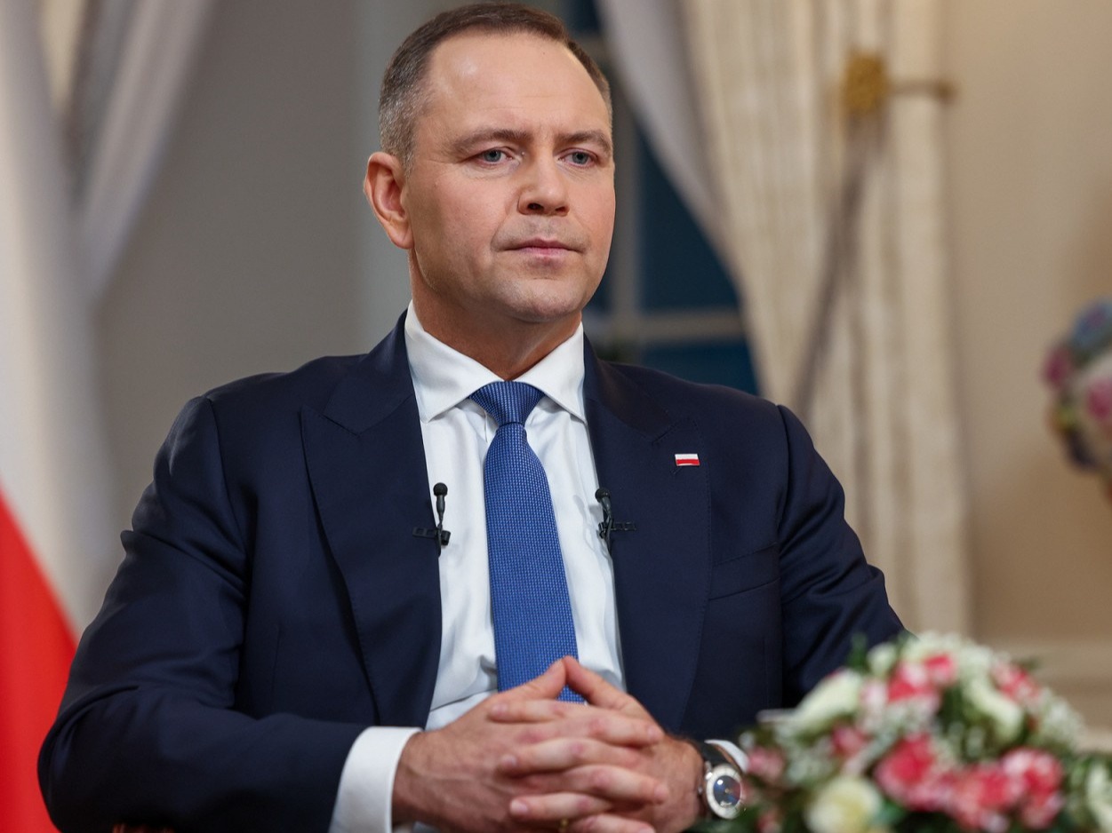 Coraz więcej Polaków apeluje do Nawrockiego. Prezydent zamierza ...