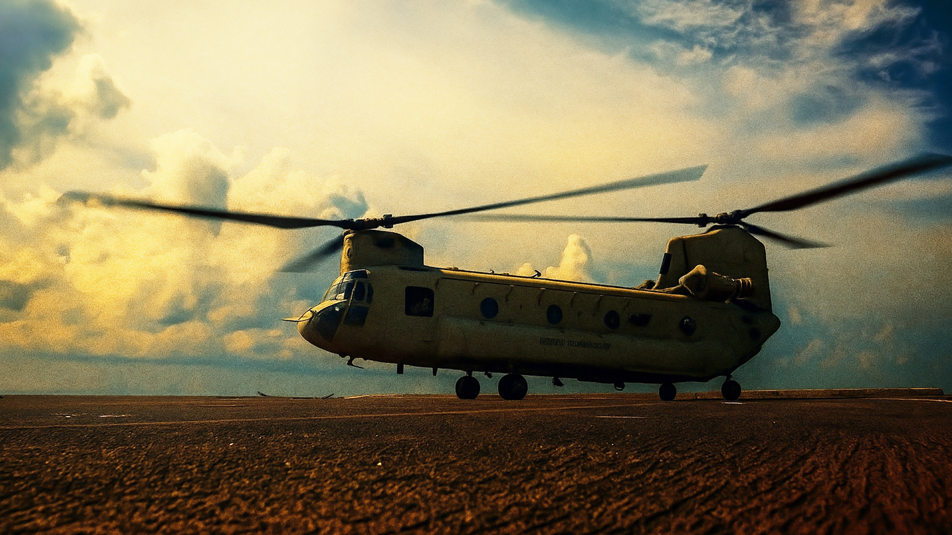 Ravitaillement d’un hélicoptère CH-47 à bord de l’USS San Antonio