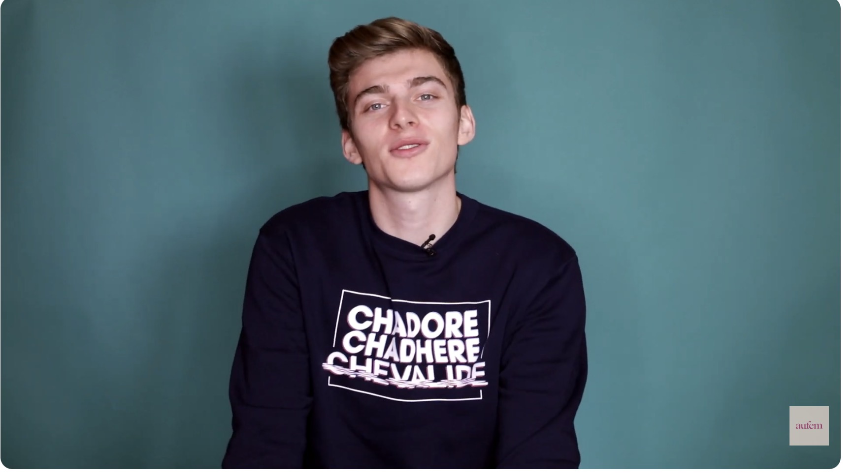 CYRIL SCHREINER SORT ENFIN SA MARQUE DE VÊTEMENT