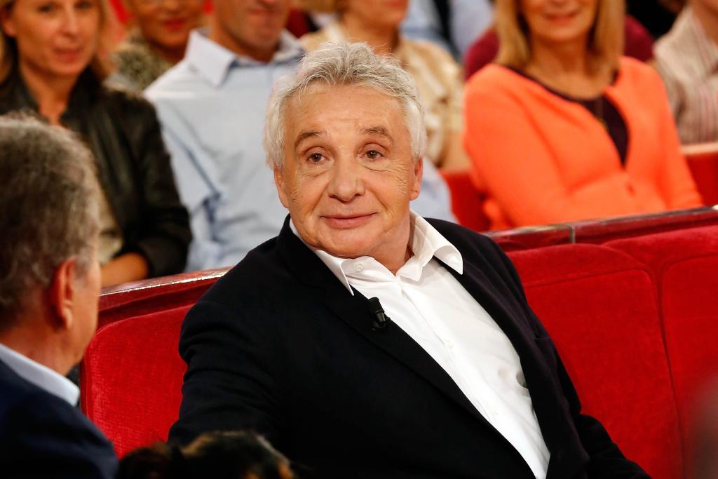 Michel Sardou révèle les coulisses inattendues de sa demande en mariage ...