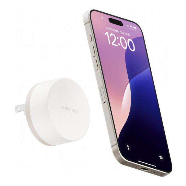 I tried this new MagSafe charger that plugs into an outlet — and I can ...