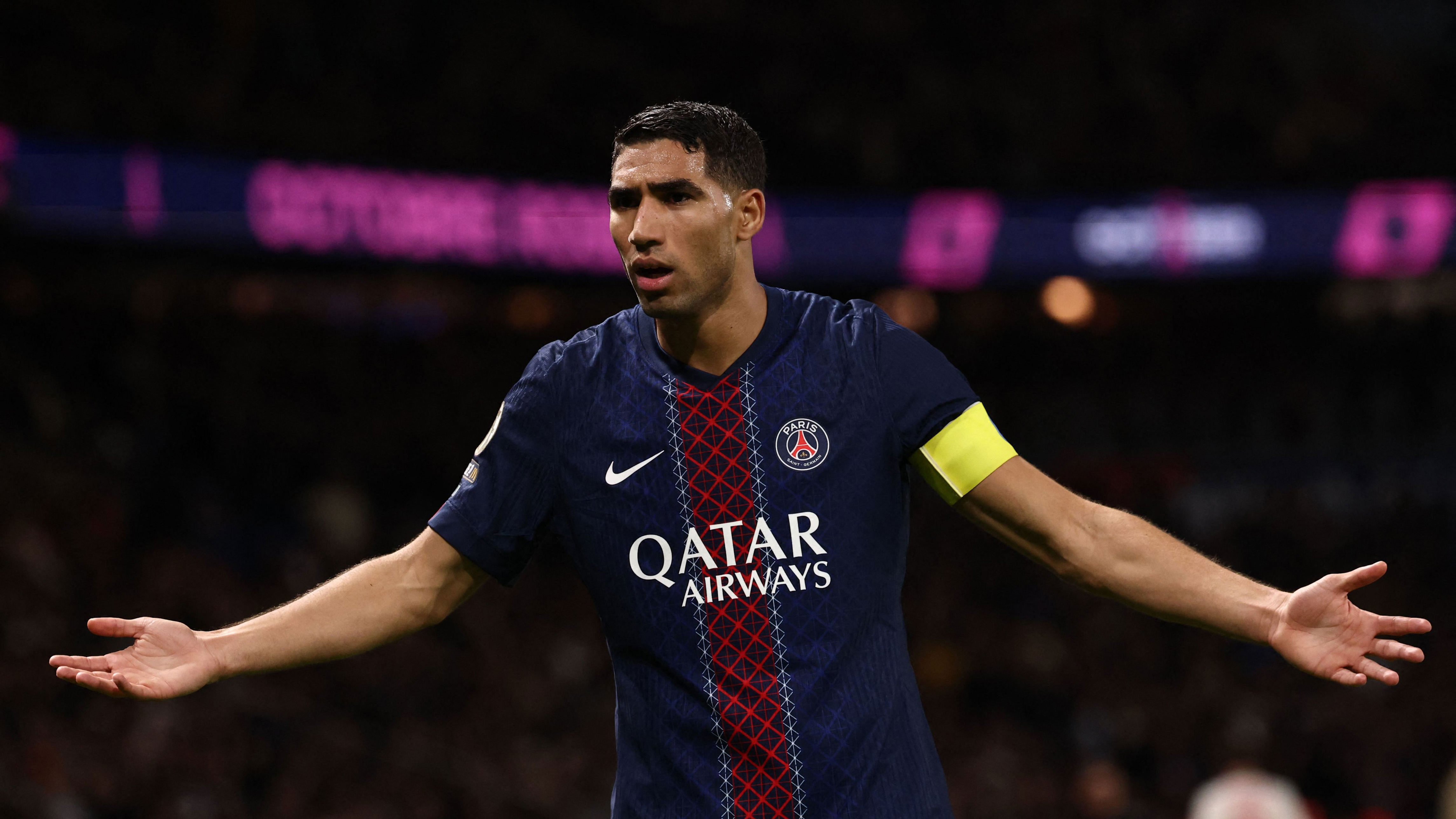 Mercato PSG : le remplaçant d’Achraf Hakimi trouvé en Colombie