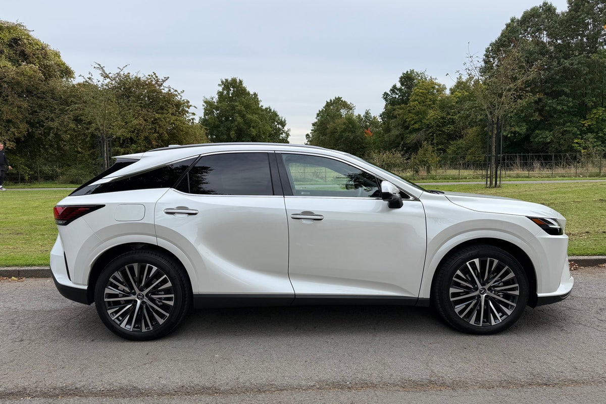 Lexus RX review: Big enough to live in, good enough to live with?