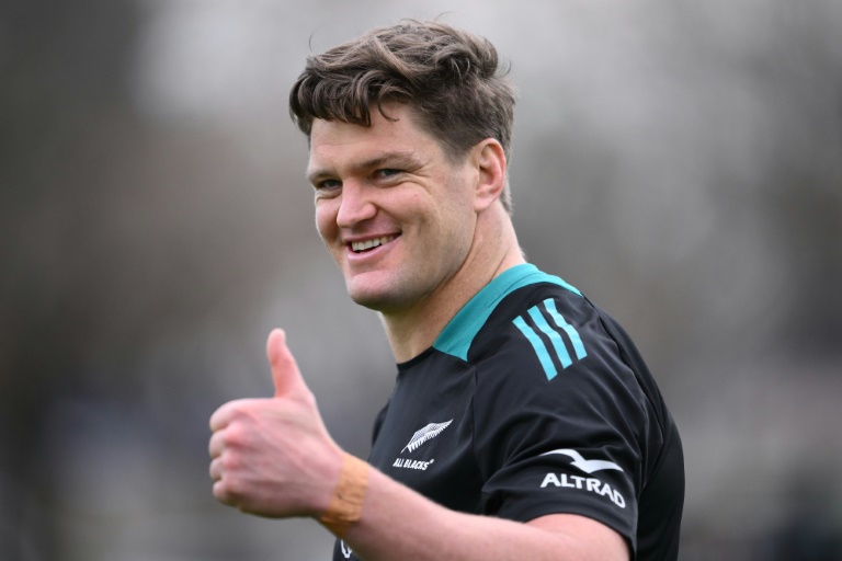 Scott Barrett returns to skipper All Blacks against England